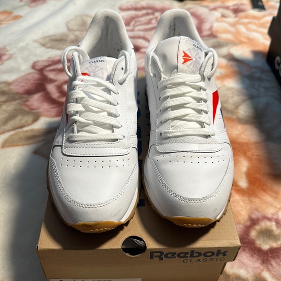 Reebok | Shoes | Classic Reeboks Leather Gum Bottom Red And Blue Logo ...